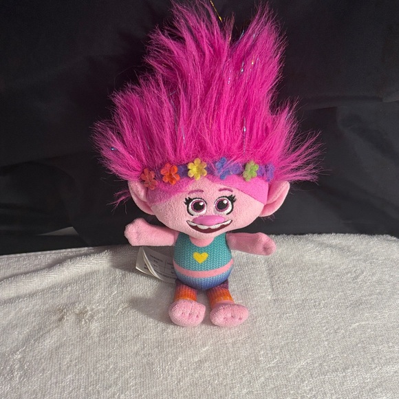 Dreamworks | Toys | Dreamworks 1 Plush Troll Doll Poppy Flower Headband ...
